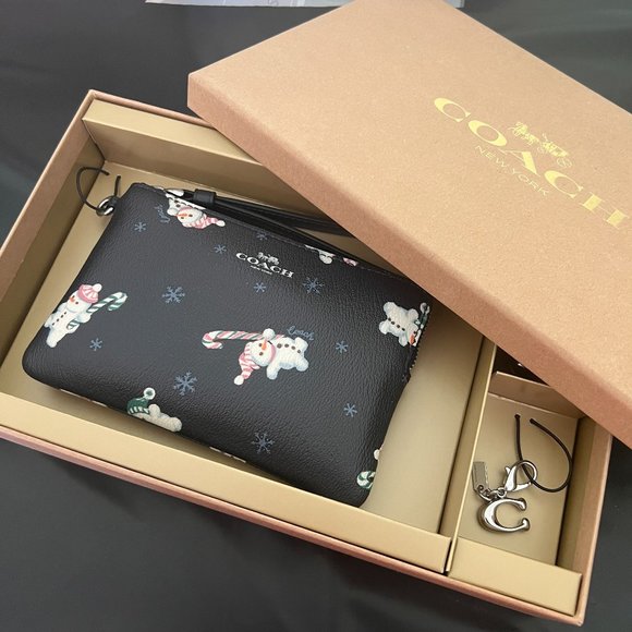 Coach | Bags | Coach Boxed Corner Zip Wristlet With Snowman Print C74 ...